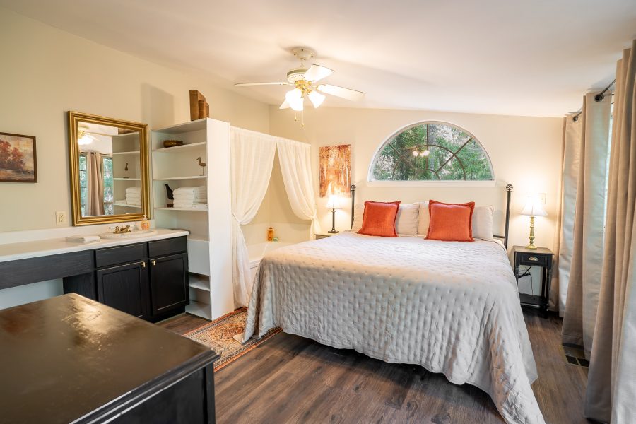 Harts Landing – Stag Leap Cabins